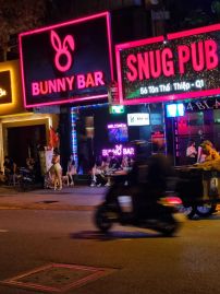 BUNNY BAR - Nightlife Asia Wiki - Guide for Asian KTVs, Clubs, Bars and Massage Spas