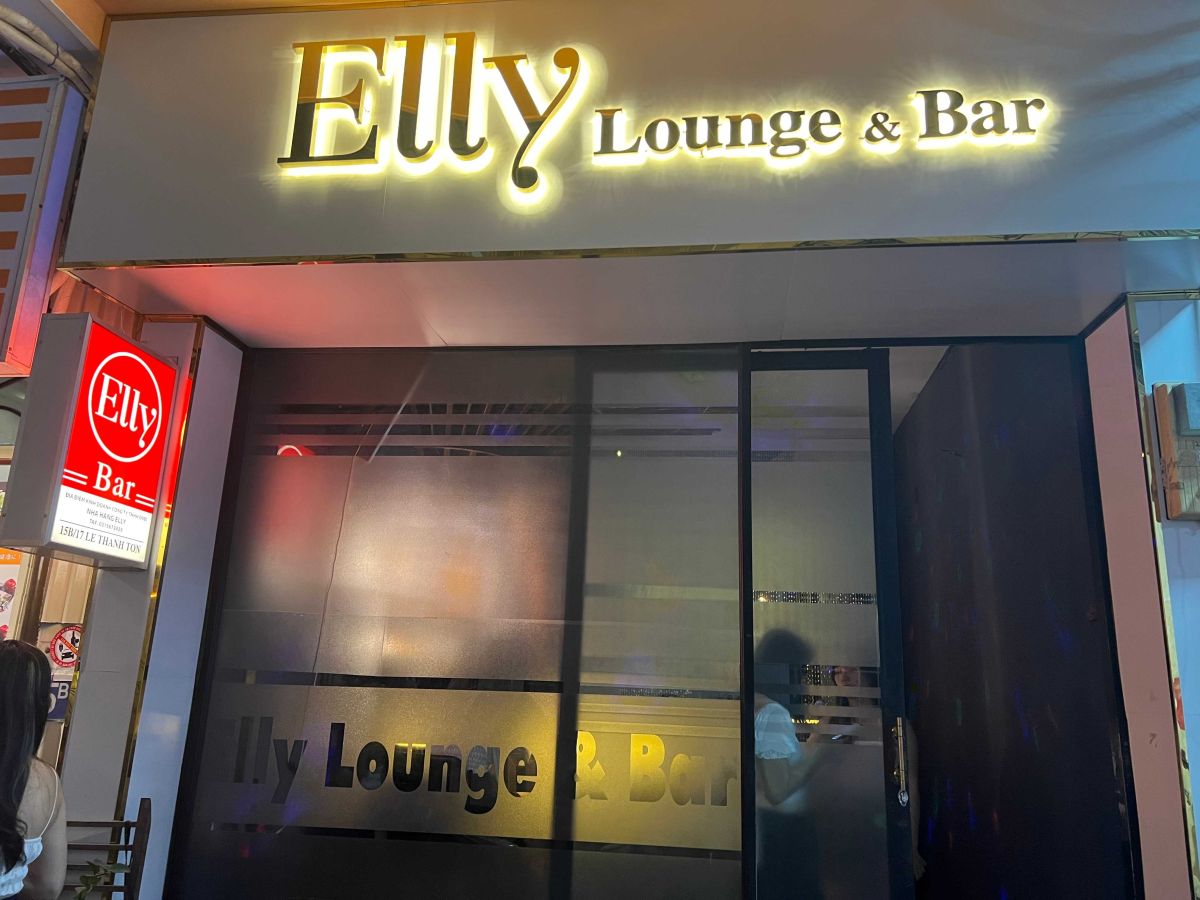 Elly BAR - Nightlife Asia Wiki - Guide for Asian KTVs, Clubs, Bars and Massage Spas