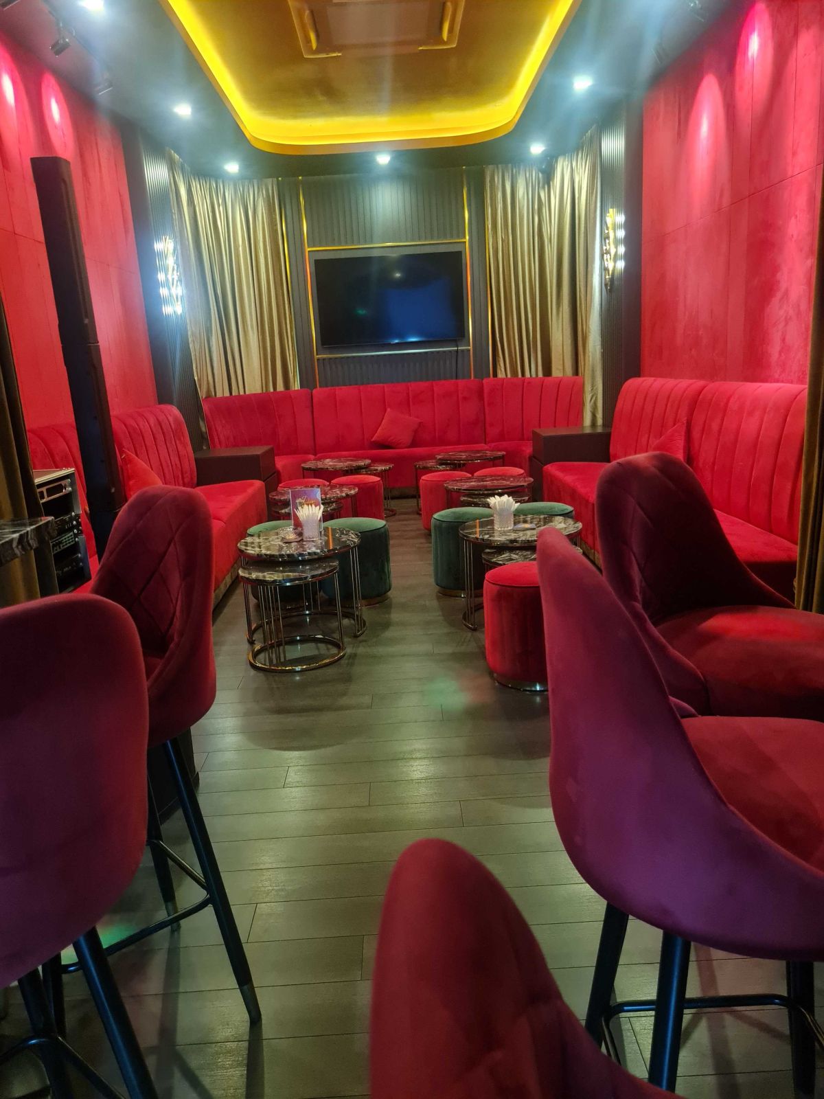 Girl Collection Lounge Bar - Nightlife Asia Wiki - Guide for Asian KTVs ...