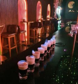 Moonlight Bar Saigon - Nightlife Asia Wiki - Guide for Asian KTVs ...