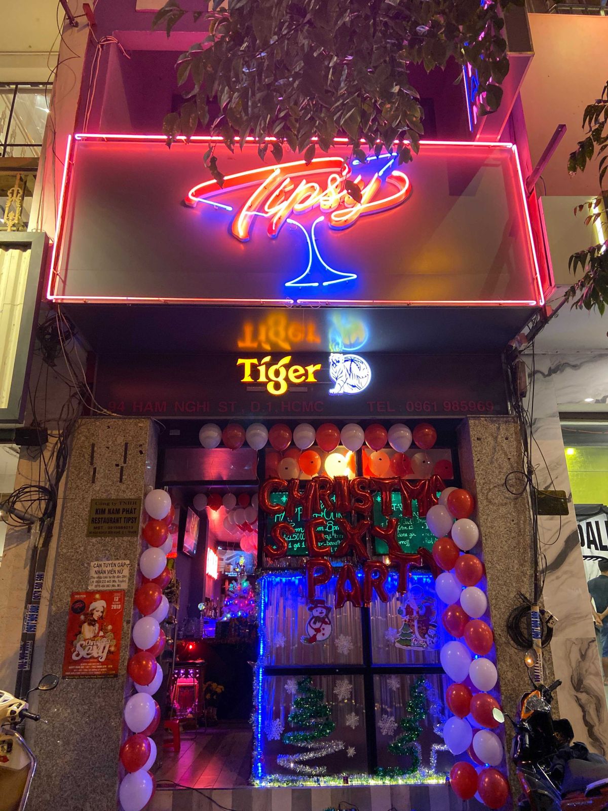Tipsy Bar - Nightlife Asia Wiki - Guide for Asian KTVs, Clubs, Bars and ...