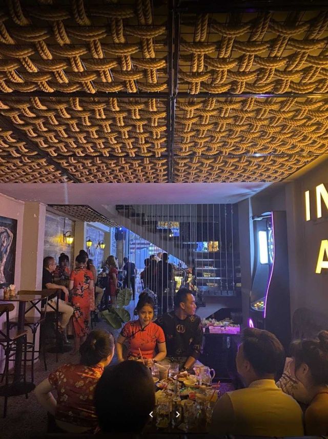 Bombay Bar - Nightlife Asia Wiki - Guide for Asian KTVs, Clubs, Bars ...